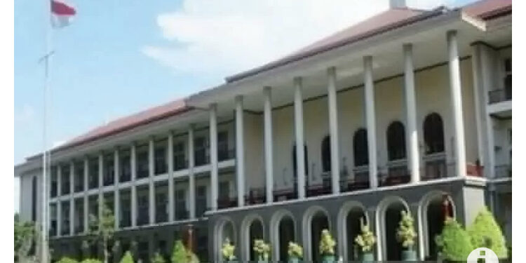 UGM Menempati Peringkat Satu di Indonesia Versi Webometrics - Parade.id